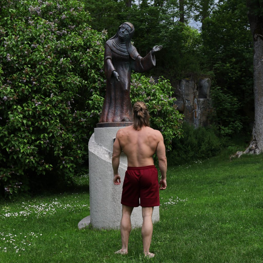 Old World Feast – Legio Gloria